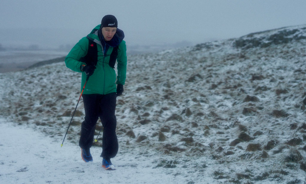 Jack Scott destroza la marca de 268 millas de la Spine Race - Corredor ...